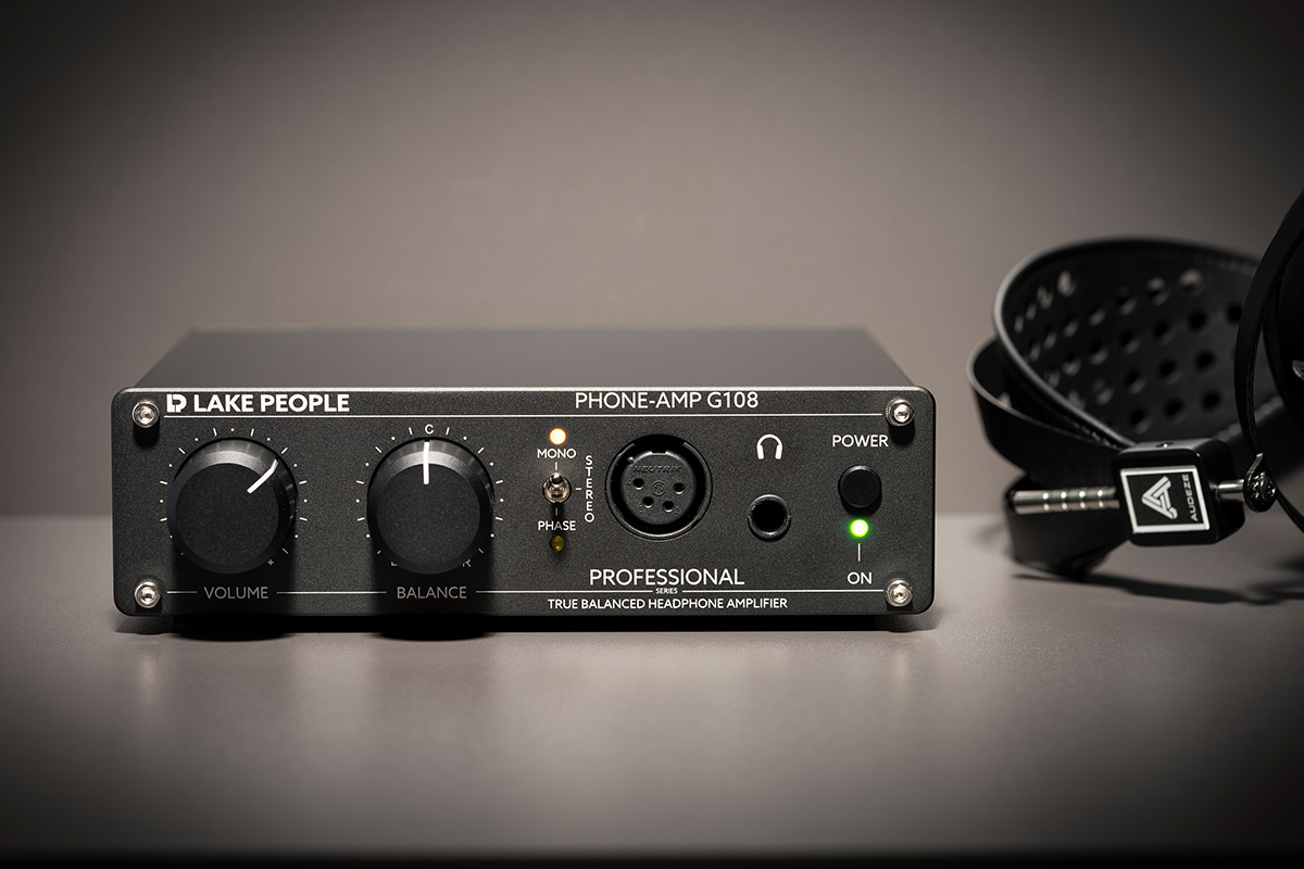 Lake People showcases the G108 balanced headphone amplifier